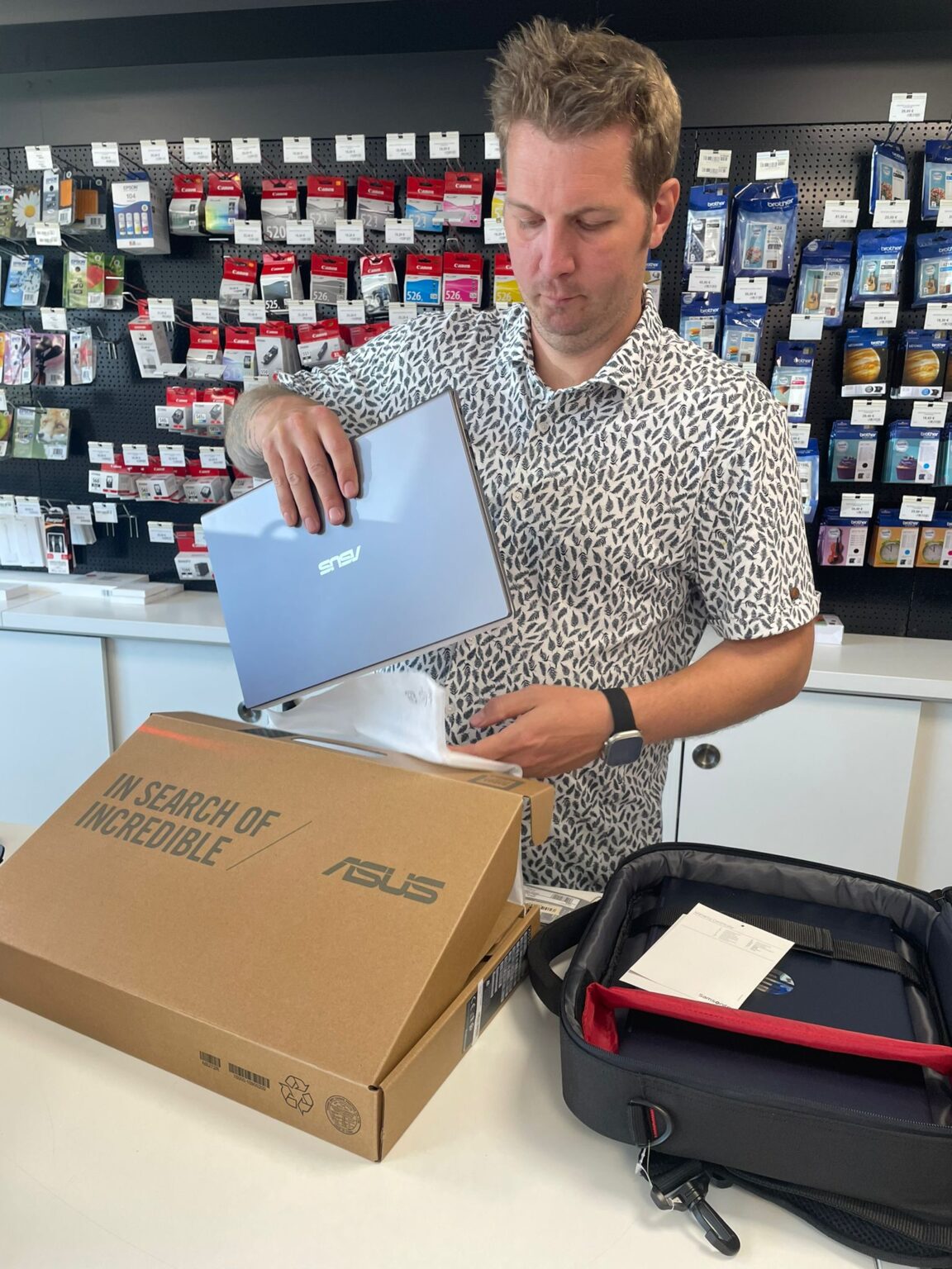 Computerwinkel in Heist-op-den-Berg | New Van Heukelom